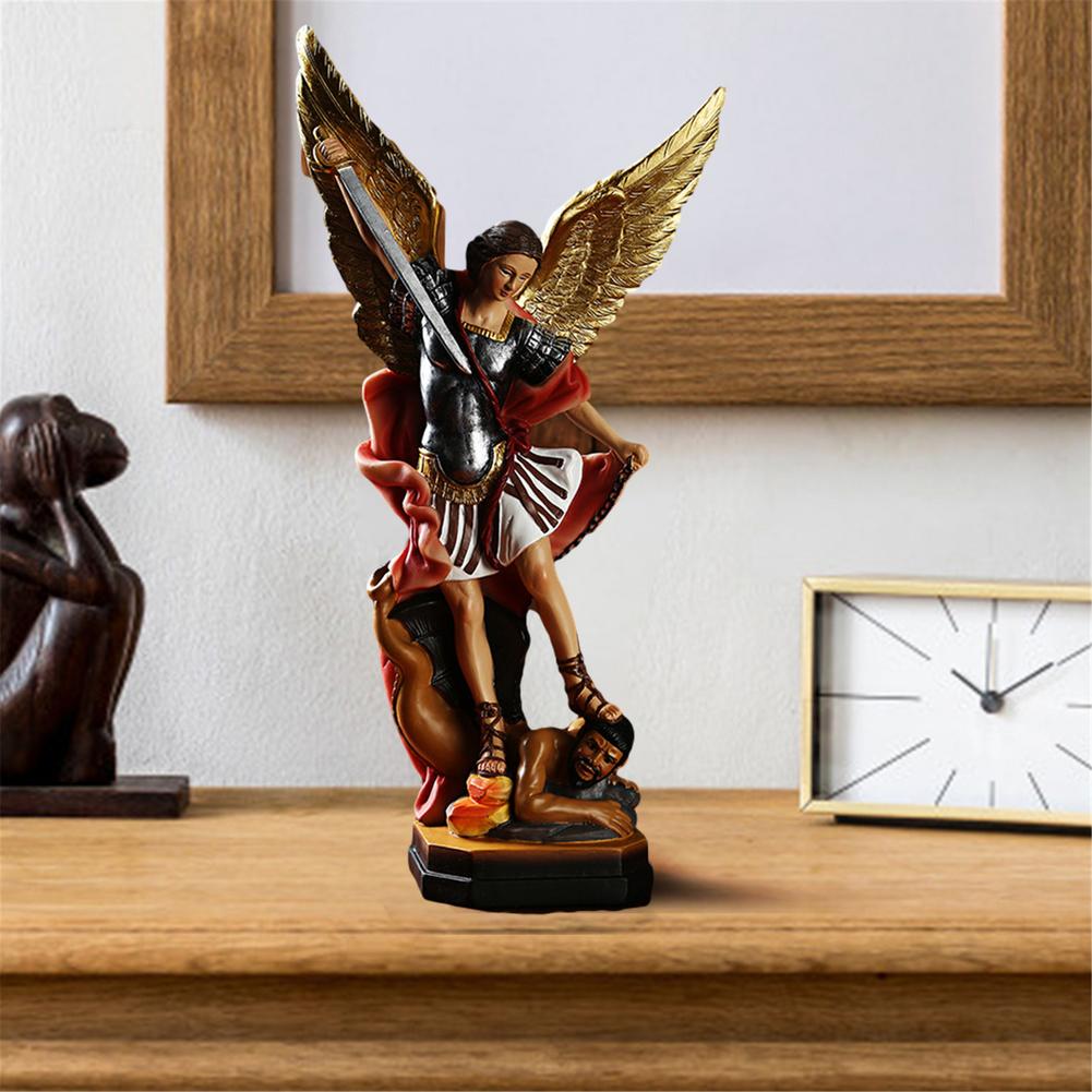 Figurine Archange Michael ou Mik'ael peinte en couleur