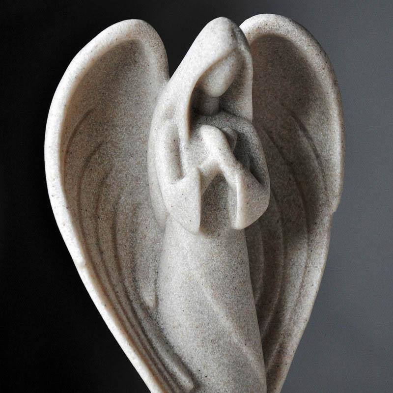 Statue Ange Gardien - effet pierre pour jardin et intérieur